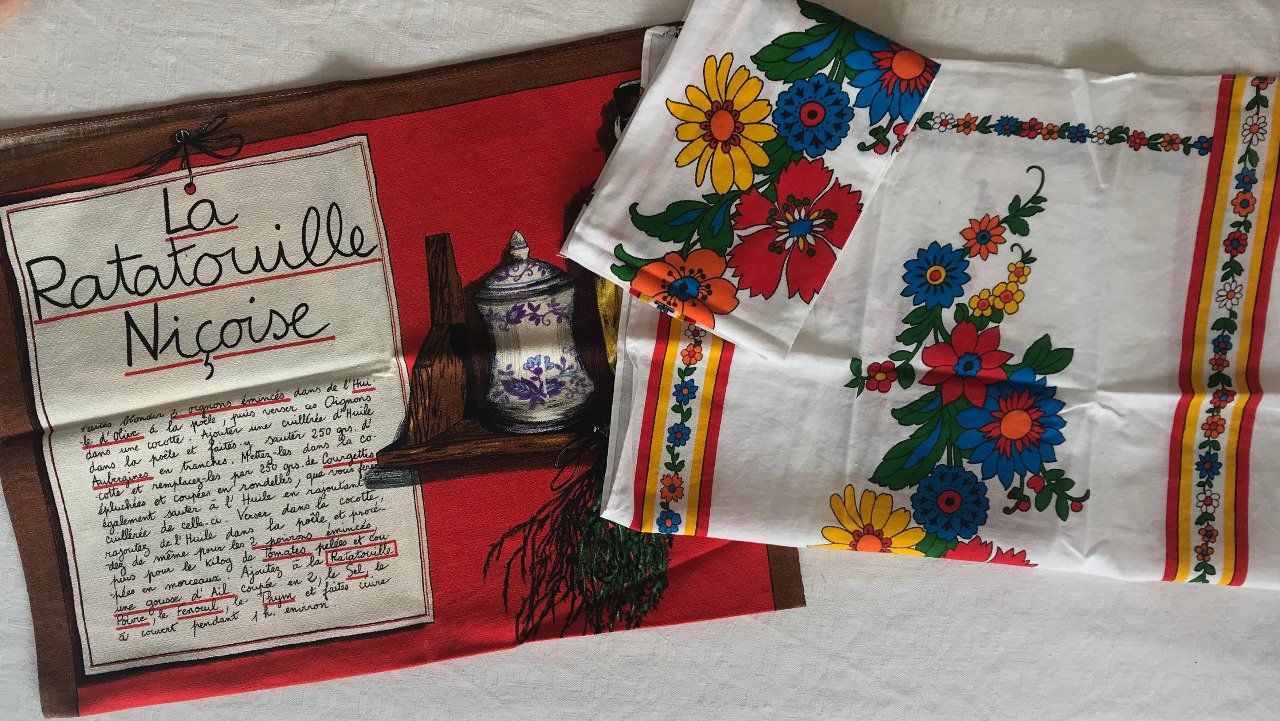 3 Torchons vintage, 2 torchons fleuris et un torchon recette ...