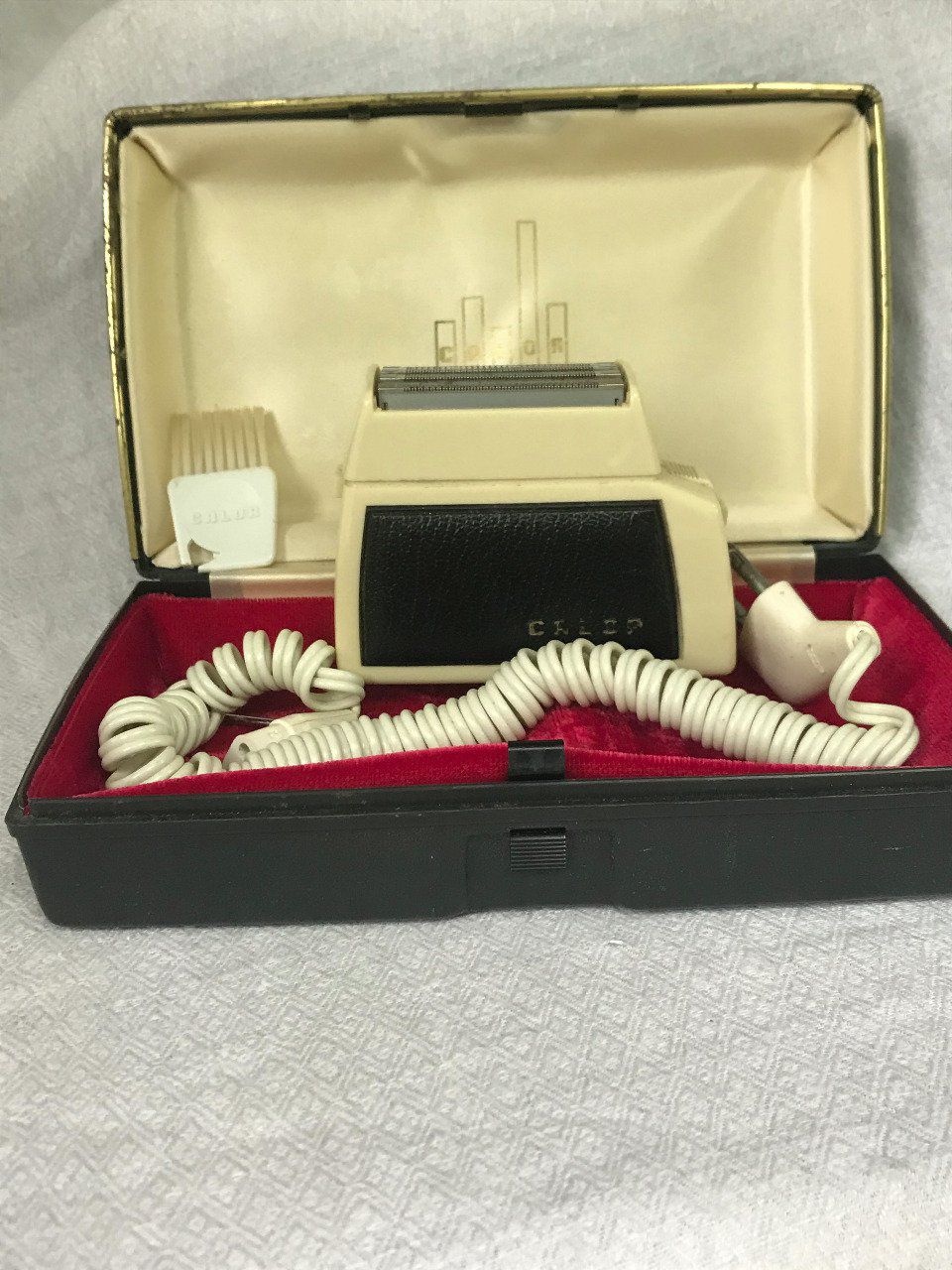 Déco barber shop avec cet ancien rasoir Calor - Videgrenierdunet